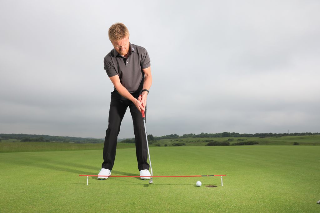 Golf putting tips and drills demonstrated by experts | Golf Monthly