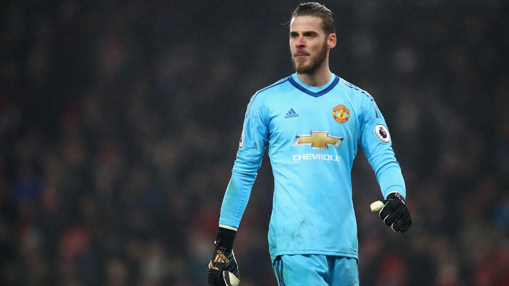 De Gea is United's third best goalkeeper, jokes Mourinho | FourFourTwo