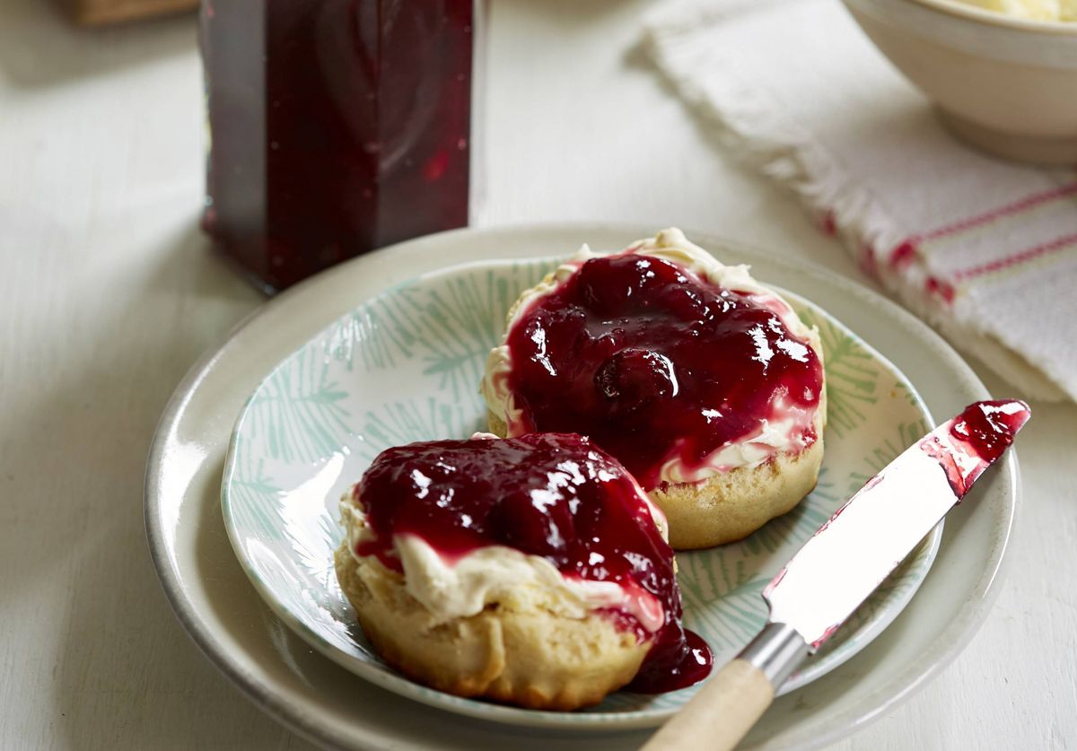 Rhubarb and cherry jam | GoodtoKnow