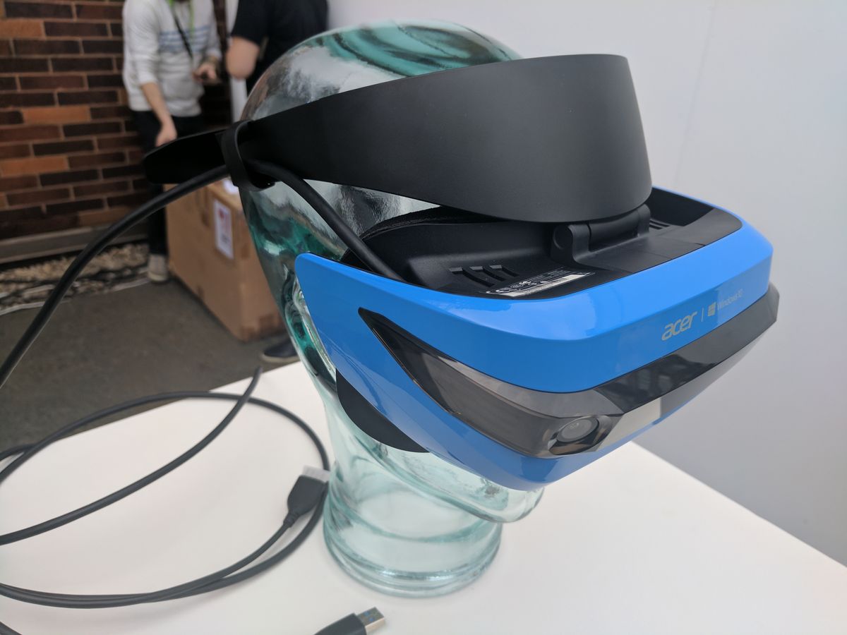 Acer's Mixed Reality HMD, Hands On | Tom's Hardware