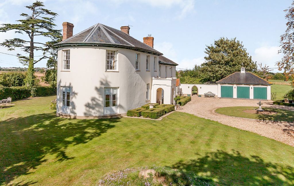 10 of the best secret gardens in Britain — and how you can visit them ...