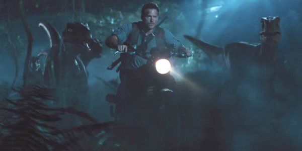 Why Chris Pratt's Army Of Jurassic World Raptors Isn't Crazy At All ...