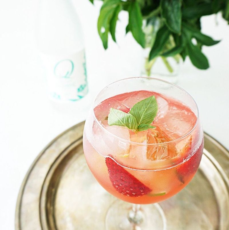 35 Best Gin Cocktails - Easy Cocktail Recipes With Gin | Marie Claire