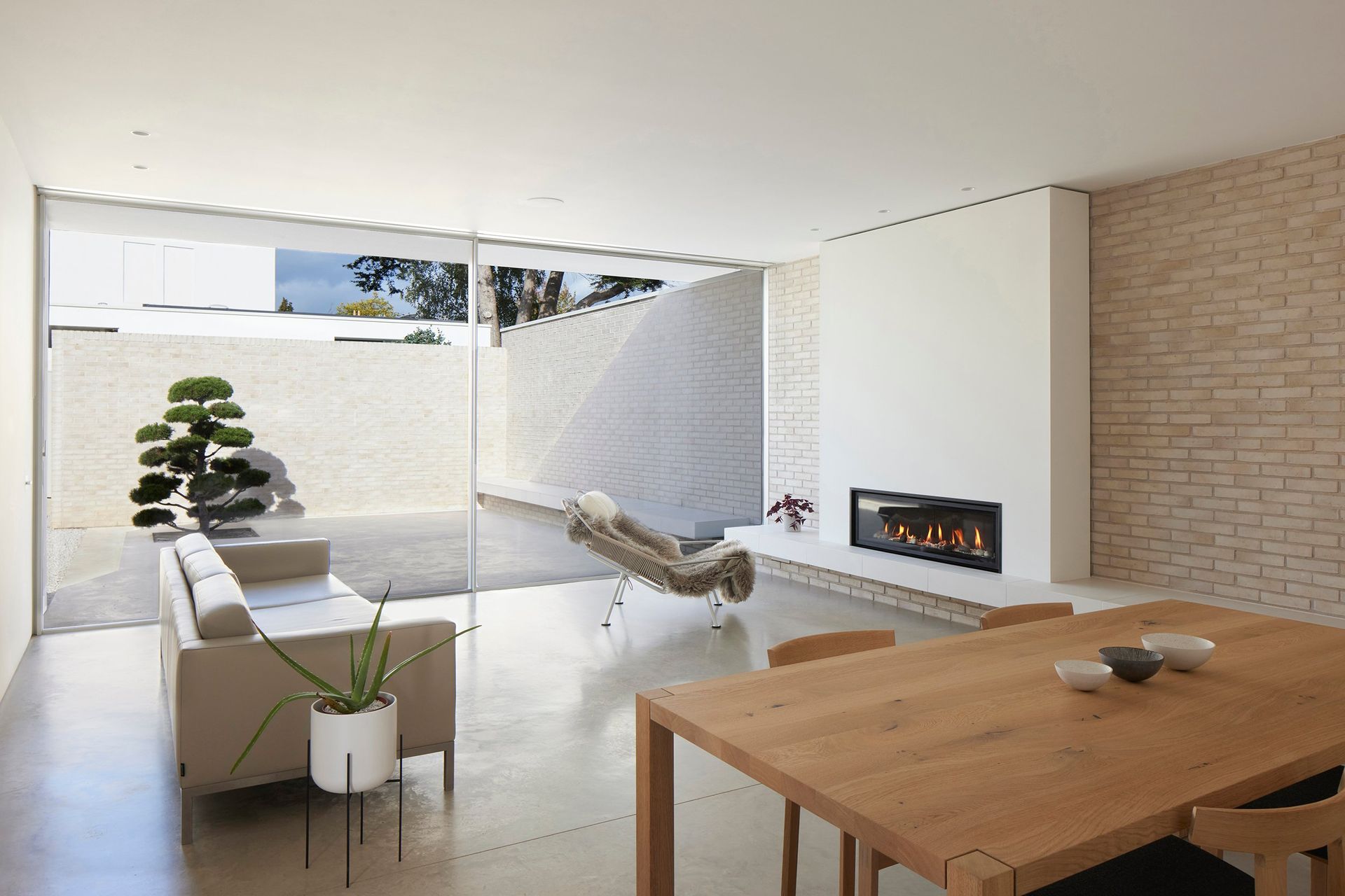 Case Study Program inspires Gloucestershire house | Wallpaper*