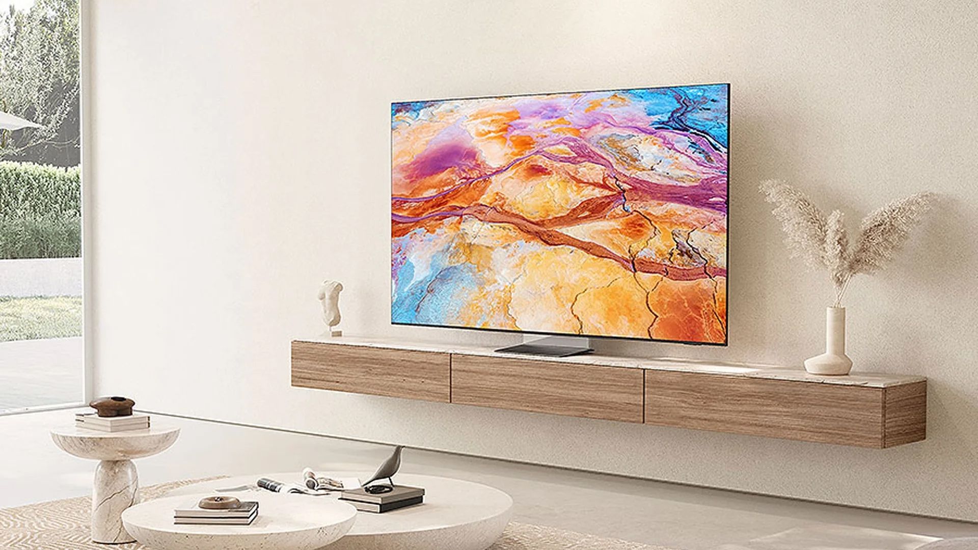 I test TVs for a living – These are the 3 best luxe high-end TVs you ...