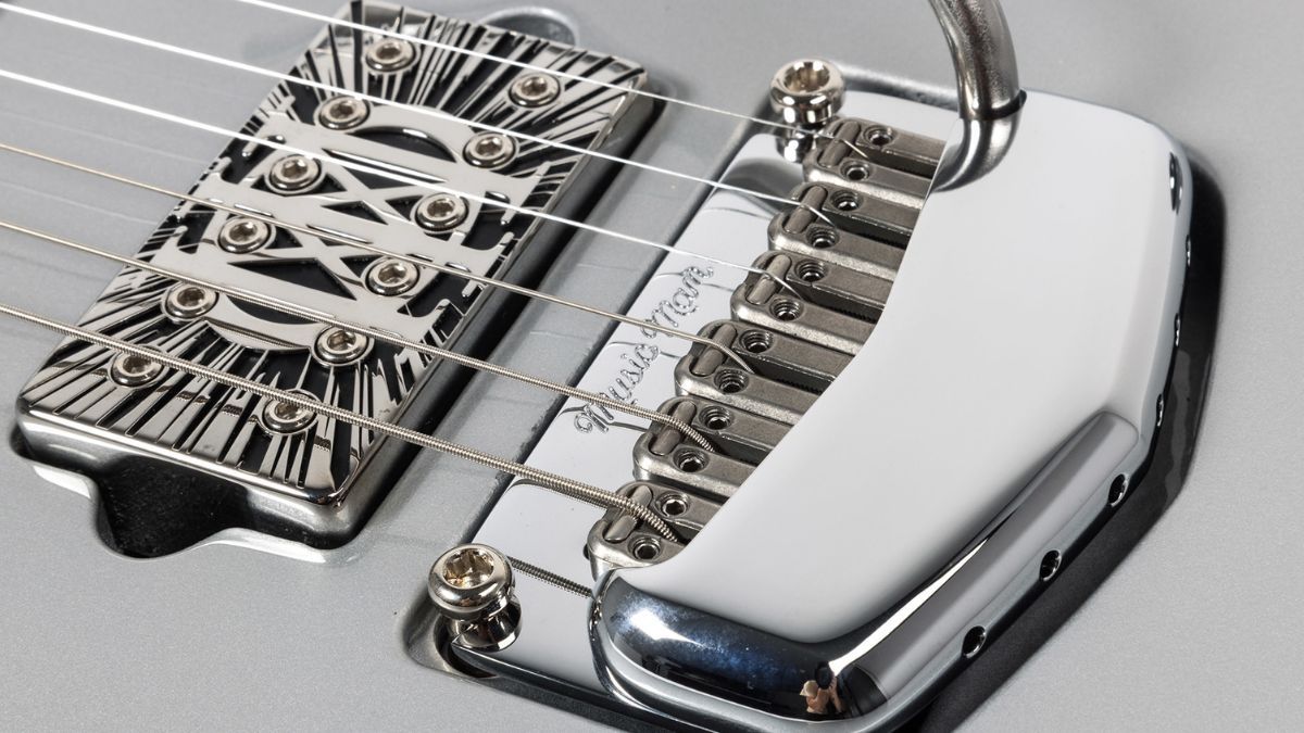 10 years of John Petrucci’s Majesty celebrated by EBMM & DiMarzio ...