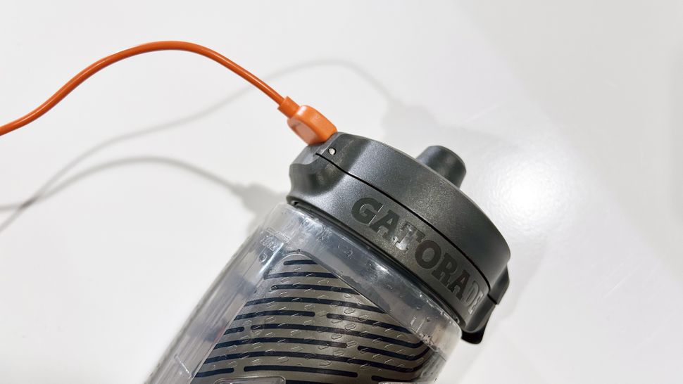 I just tried Gatorade’s new Smart Gx Bottle that tracks your hydration — here’s what happened ...
