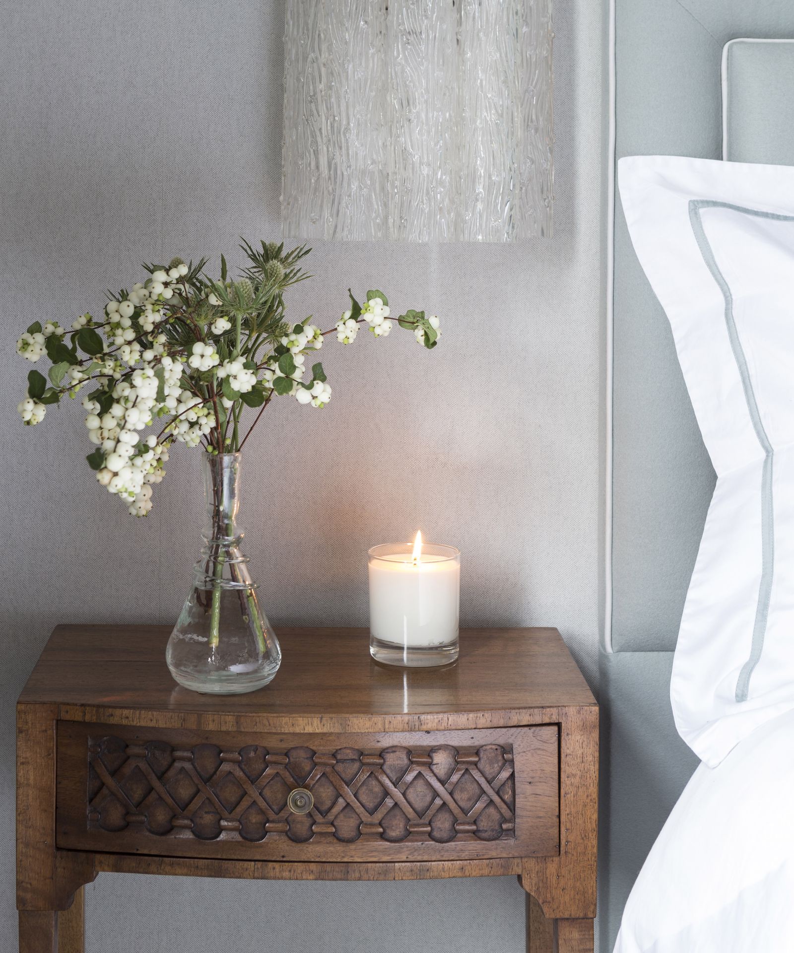 How to declutter a nightstand for a clutter-free space | Homes and Gardens