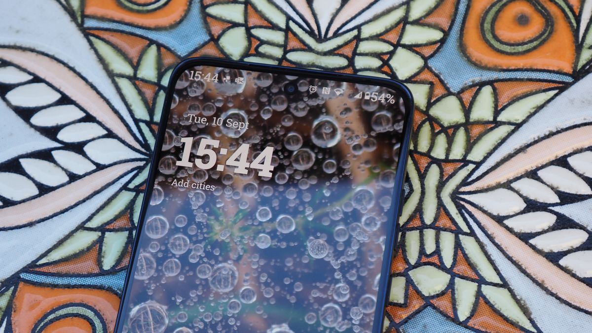 Moto Edge 50 Neo review | Creative Bloq