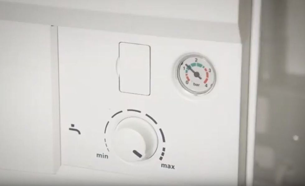 How to Repressurise a Boiler | Homebuilding
