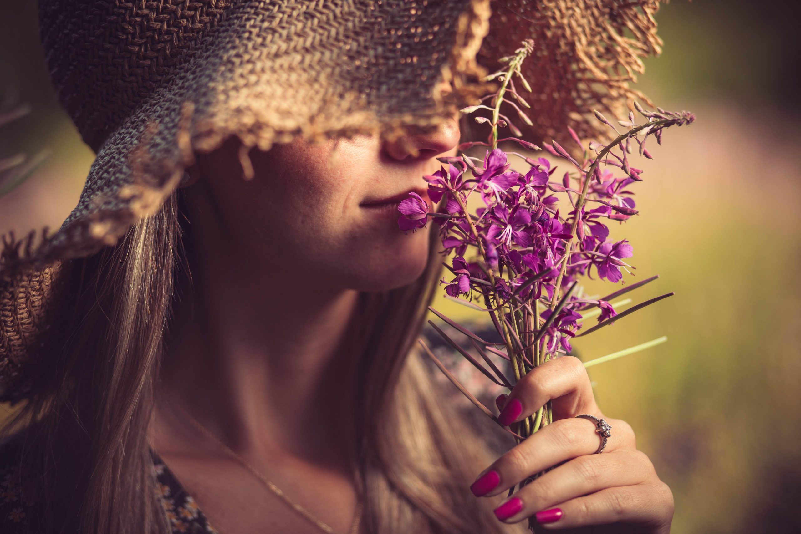 Curious Questions: Why is smell the most evocative of our senses ...