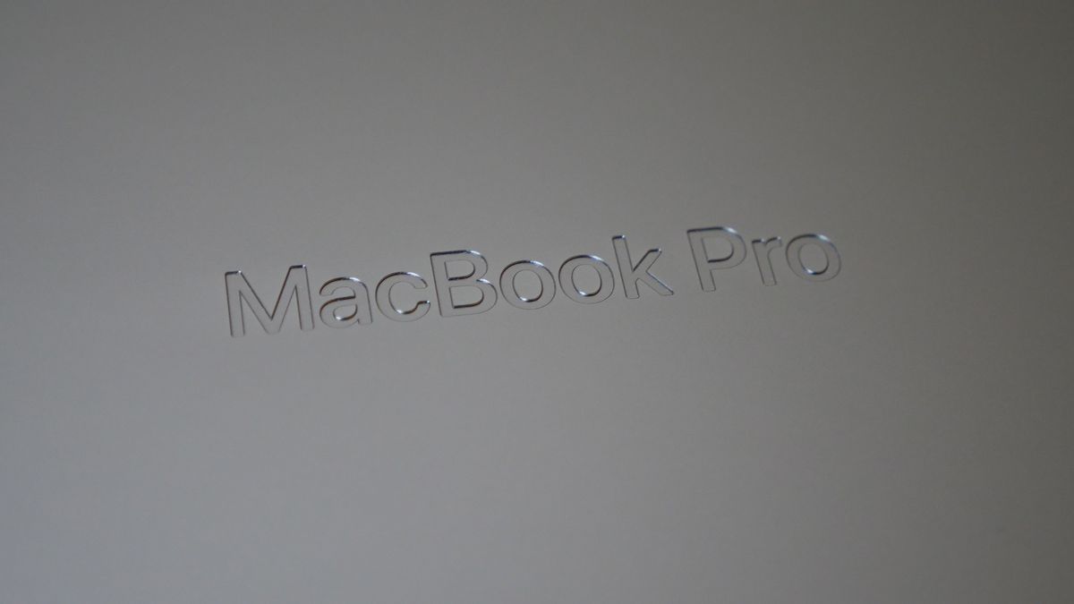 Apple MacBook Pro 16-inch (M4 Pro, 2024) review: Peak Mac scales to new ...