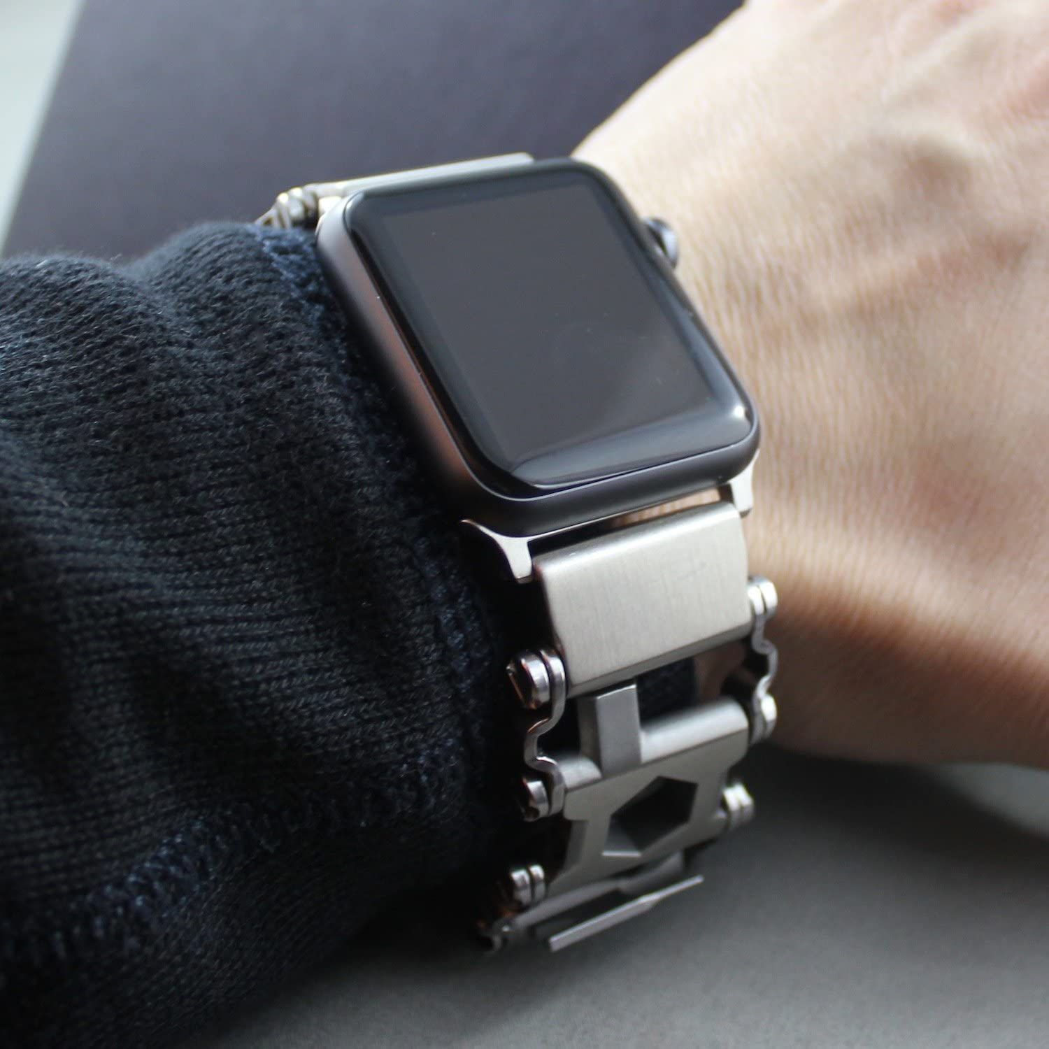Turn an Apple Watch into a toolkit with this strangely awesome watch ...