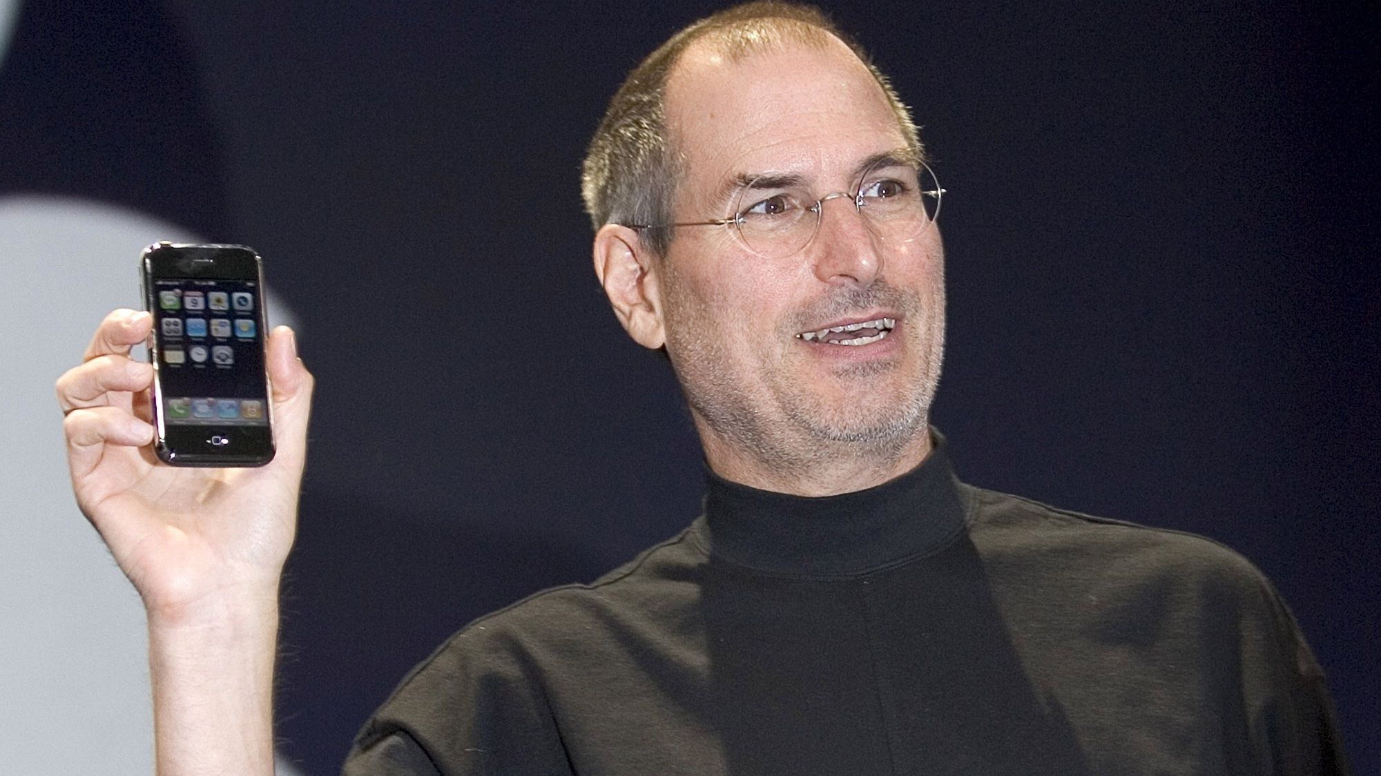 Original iPhone just sold for $190,000 at auction — but these gadgets ...