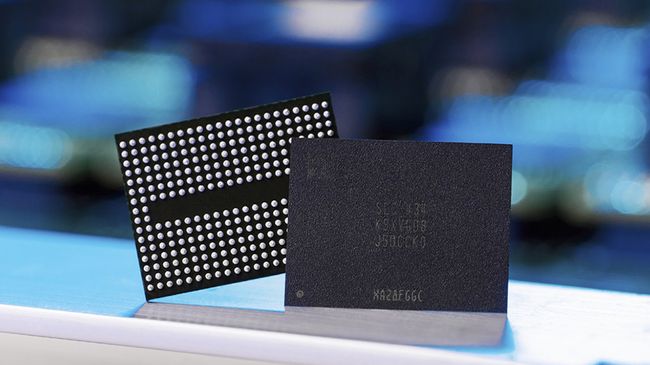 Samsung zeroes on AI storage domination as it starts mass production of ...