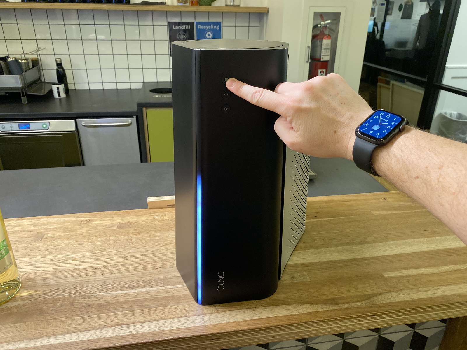 Instant Chill This CES 2020 Heat sucking Gadget Makes Beverages Cold
