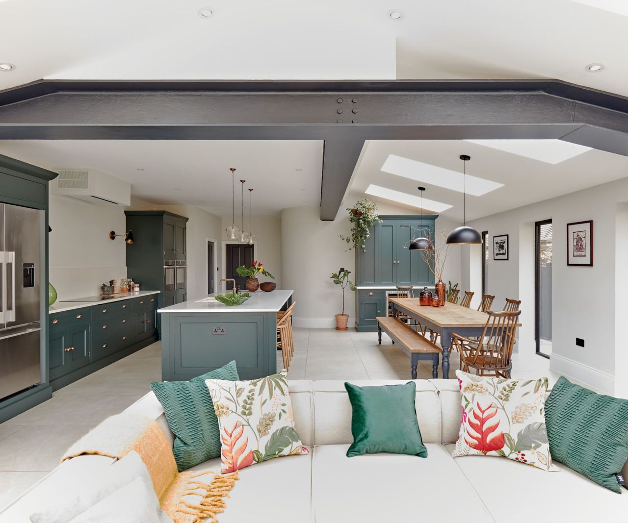 Open plan kitchen ideas: 26 tricks to enhance single spaces | Homes and ...