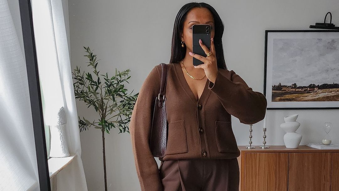 6 Brown Outfit Ideas To Inspire You This Autumn, According to a Fashion ...