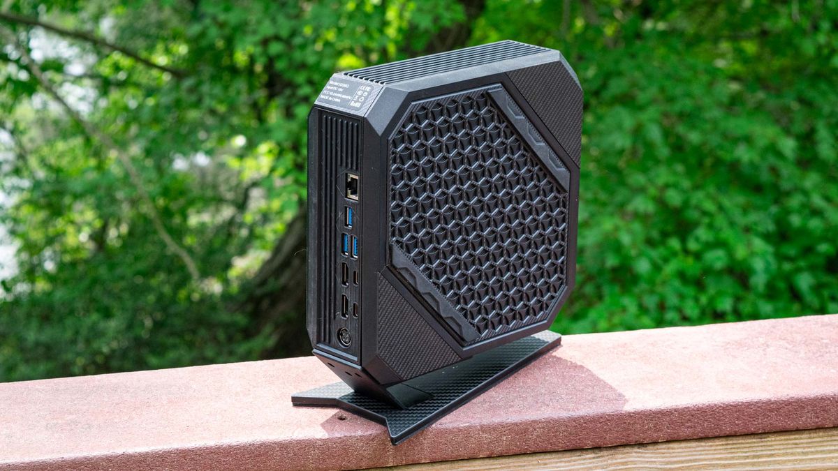 Minisforum Neptune HX99G review | Tom's Guide