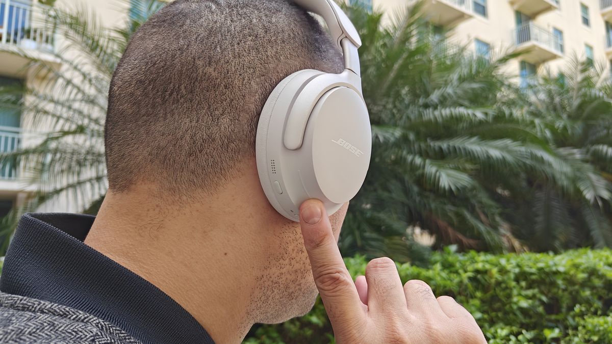 The best noise-canceling headphones of 2025: Tested and reviewed | Tom ...