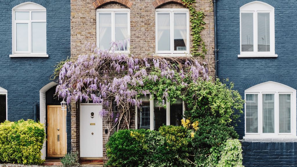 Which brickwork pointing styles are best for historic or contemporary ...