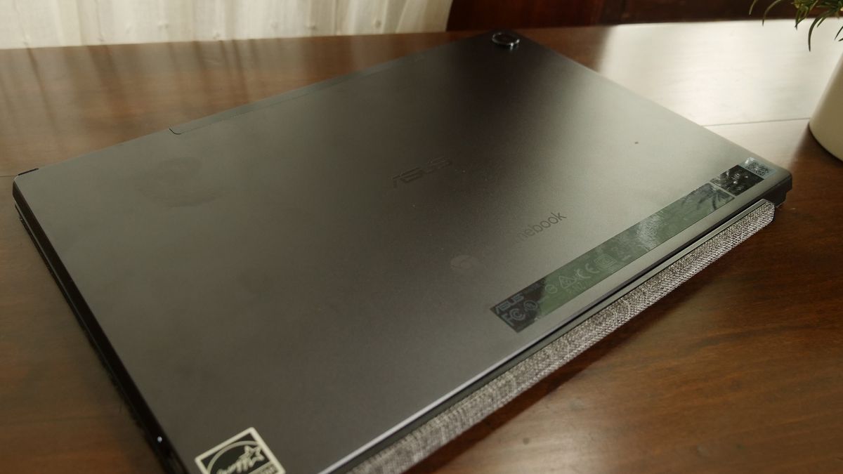 Asus Chromebook Detachable CM3 review | Laptop Mag