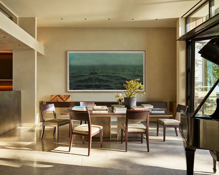 A beautiful lakeside home in Washington, designed by Terry Hunziker ...