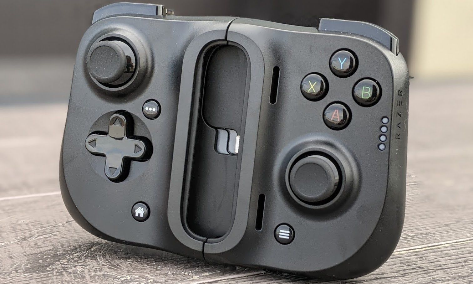 Grab the amazing Razer Kishi mobile controller for half off this Prime ...