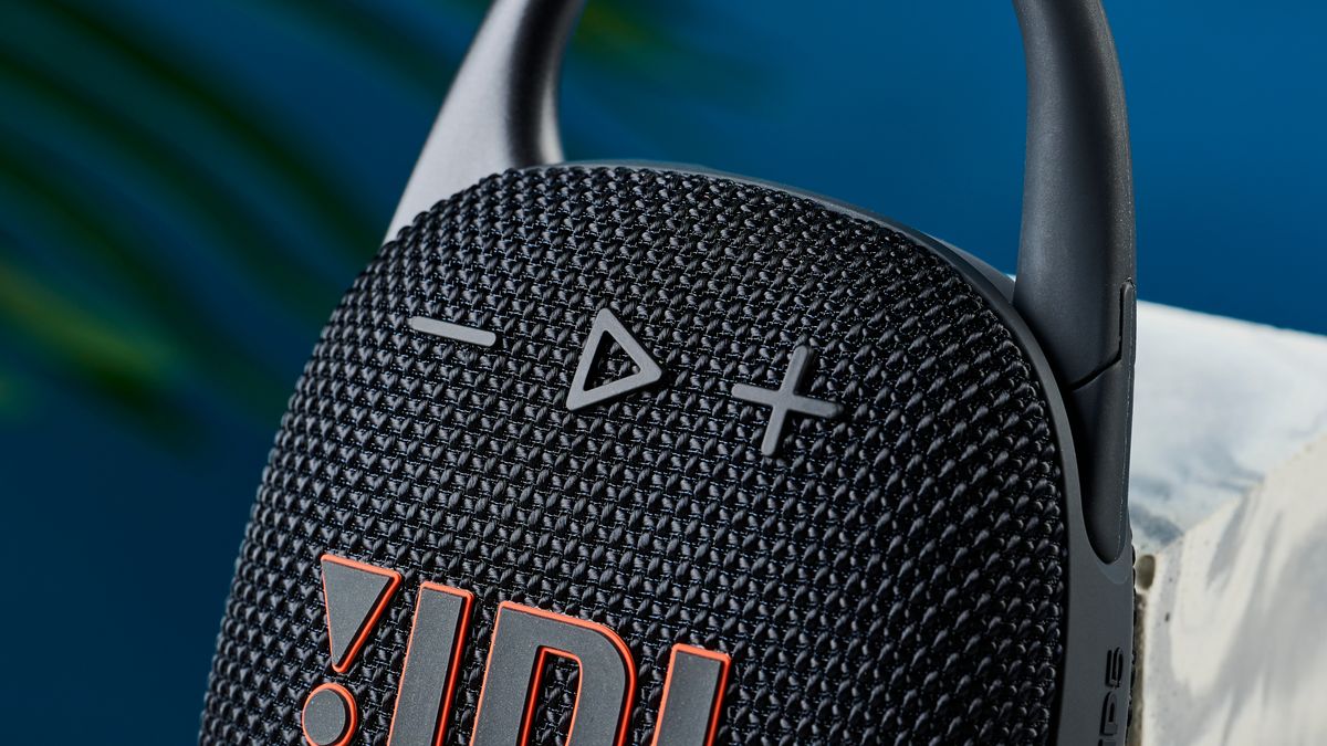 JBL Clip 5 review | Tom's Guide