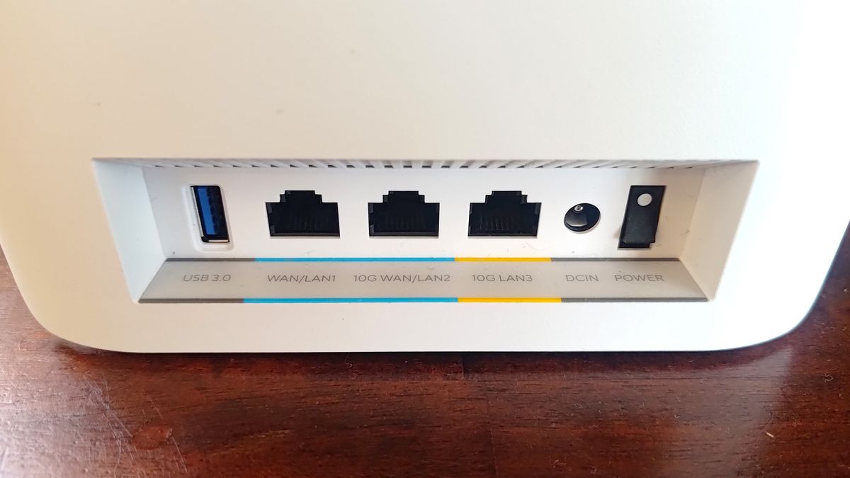 Asus ZenWiFi BT10 review: sleek and super fast Wi-Fi 7 mesh, but you'll ...