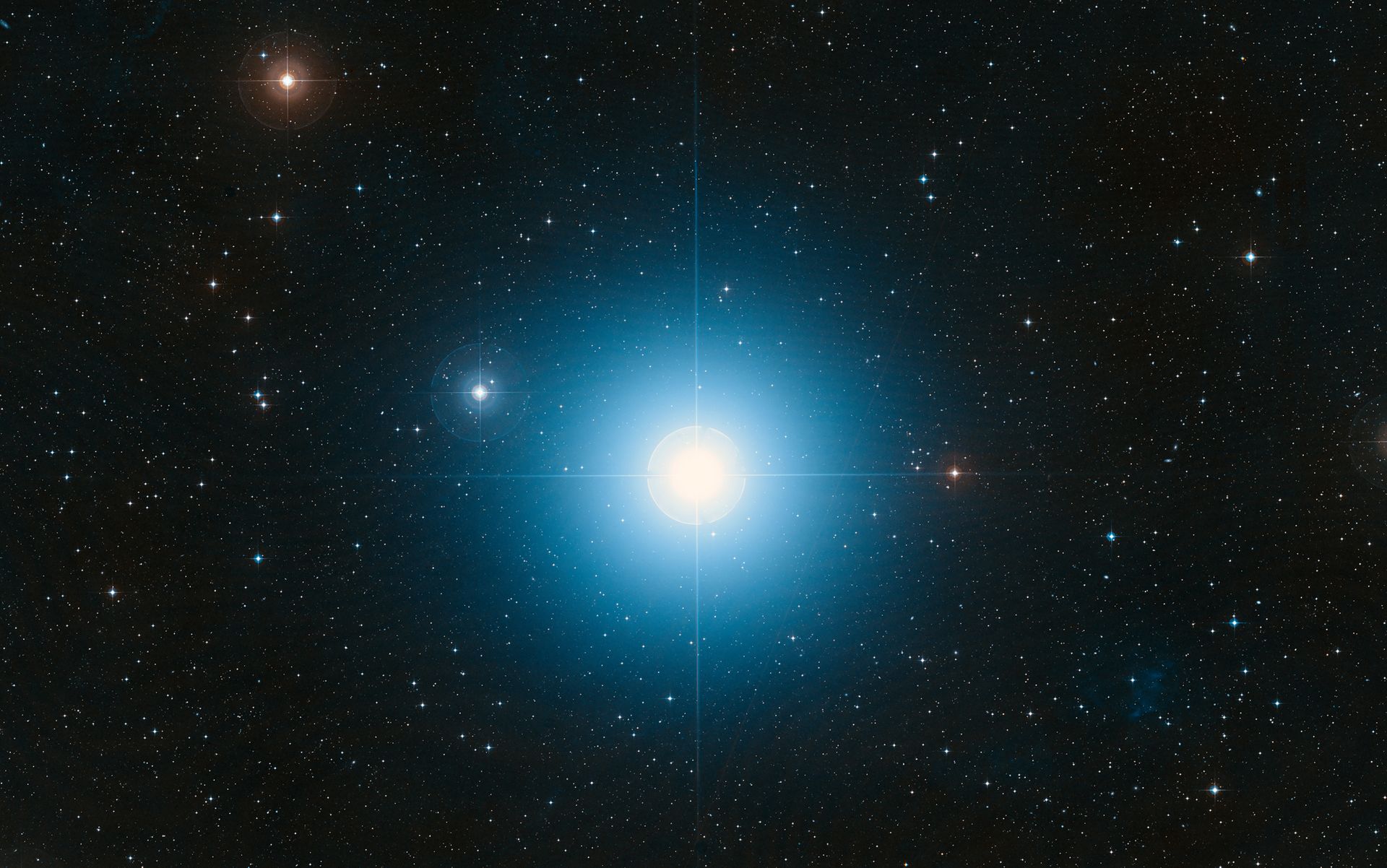 Fomalhaut, 'Royal' Star of Autumn, Swims with the Southern Fish | Space