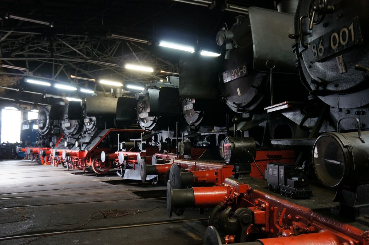 A Day At The Museum, Part 3 - Take The Train: Lian Li PC-CK101, Built ...