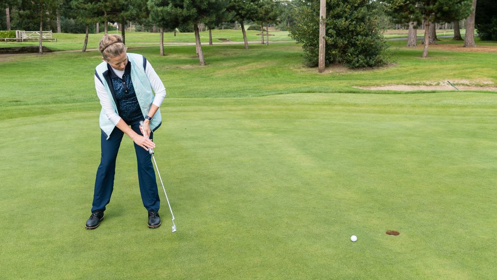 Claw Grip For Putting: How It Works | Golf Monthly