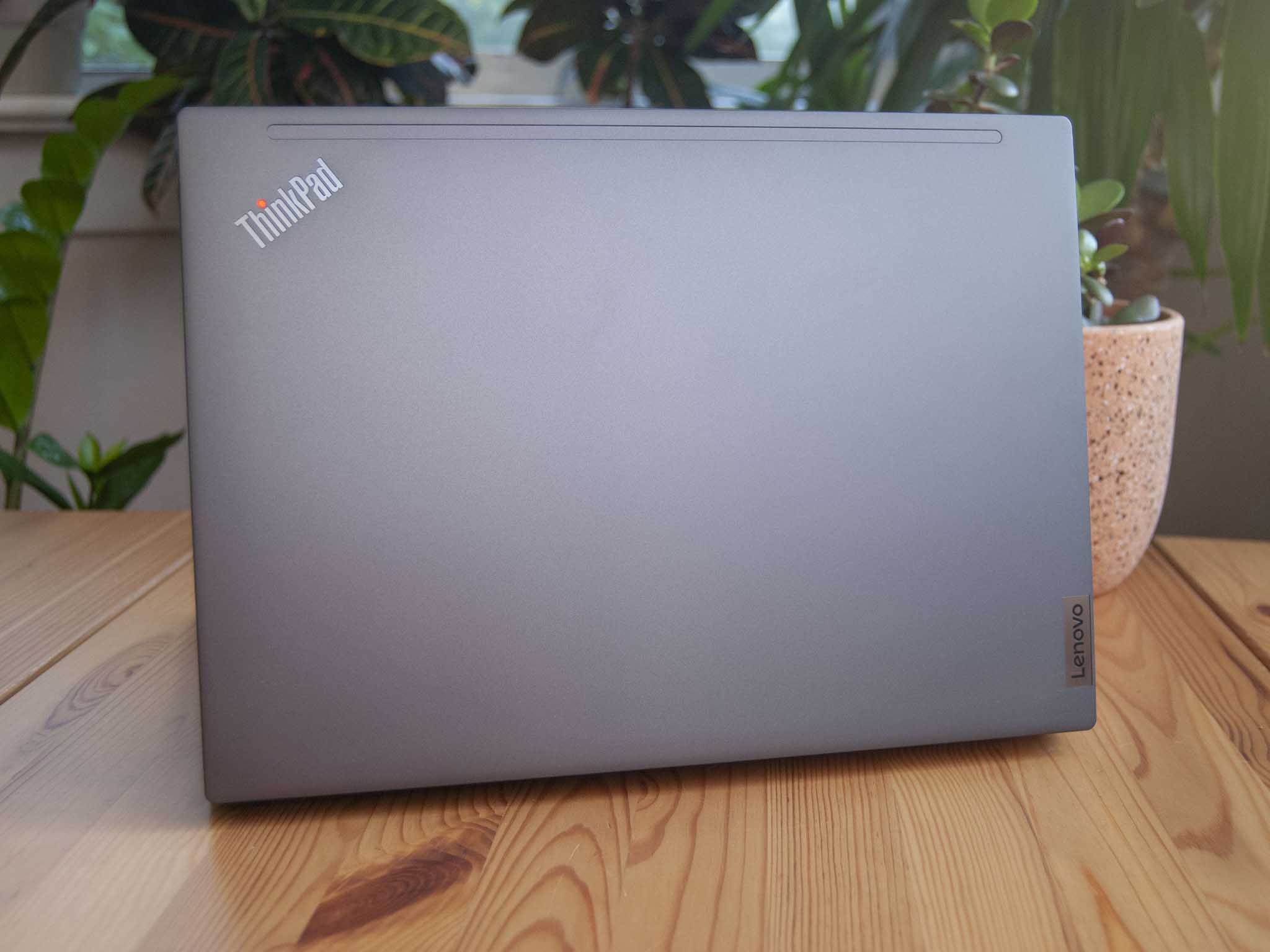 Lenovo ThinkPad X13 (Gen 2) review: Refreshed with a 16:10 display and ...