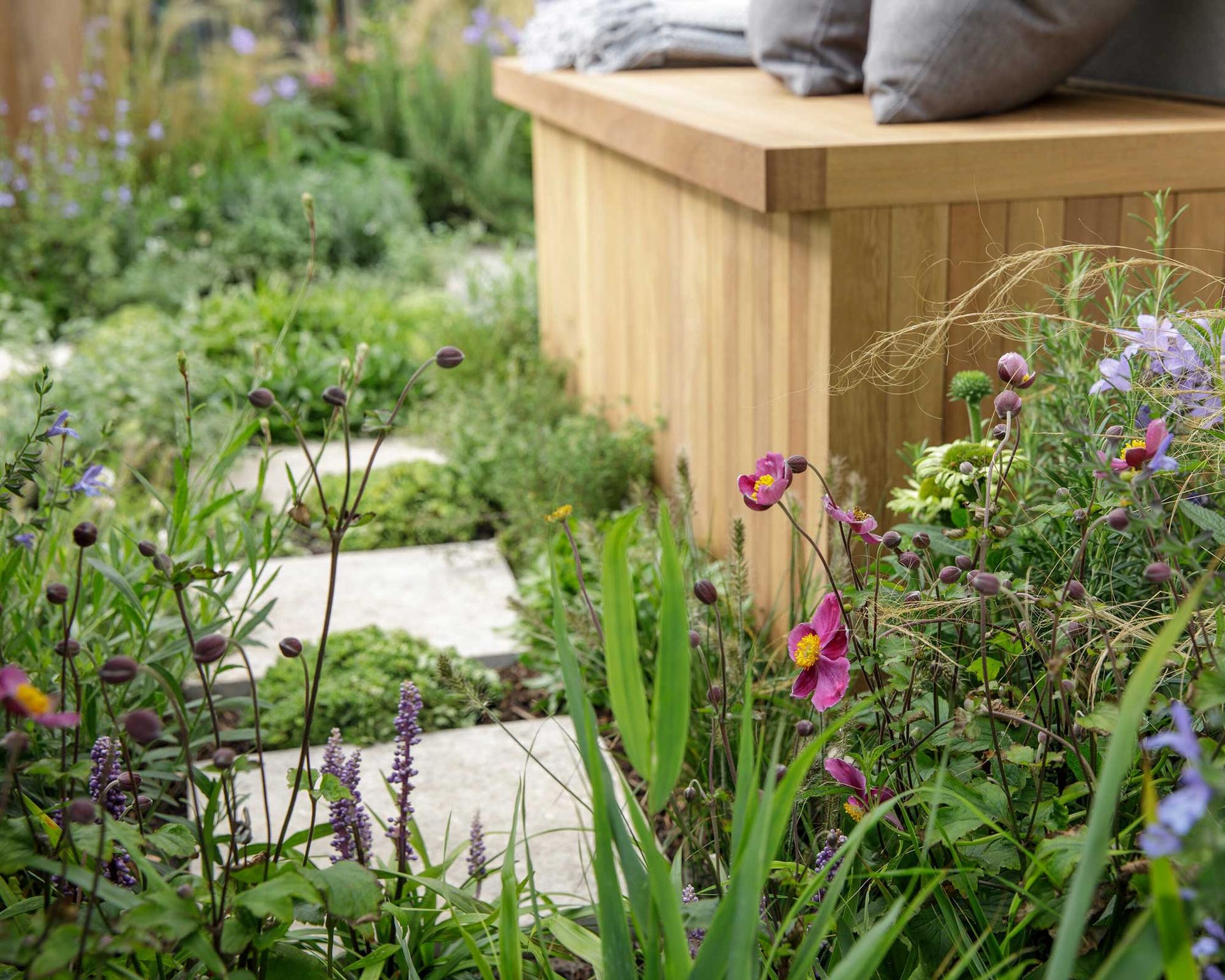 The patchwork patio trend will transform your plot | Gardeningetc