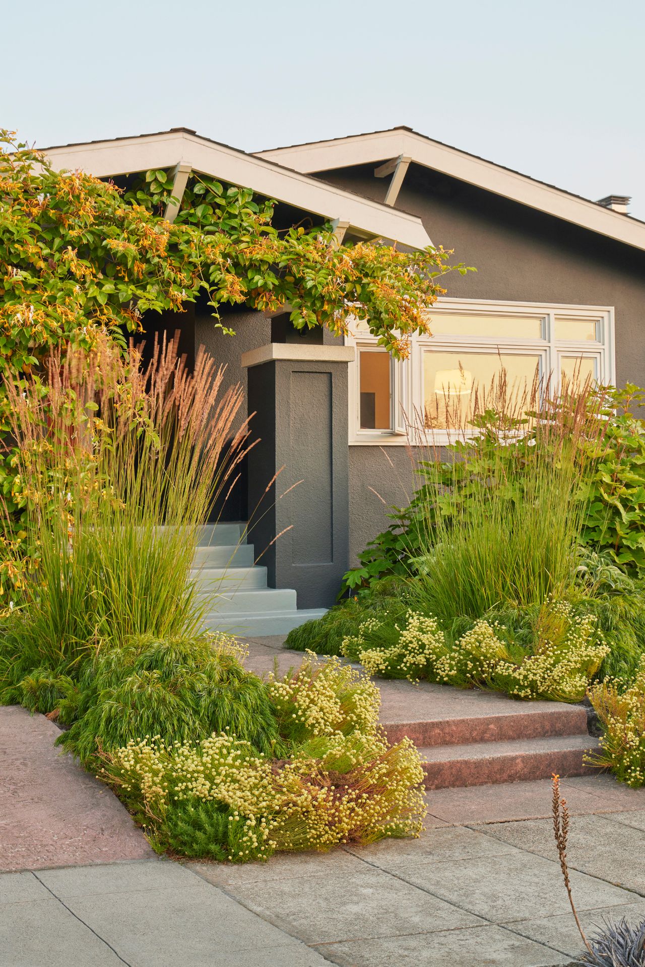 5 front yard mistakes landscape designers say you should avoid – and ...