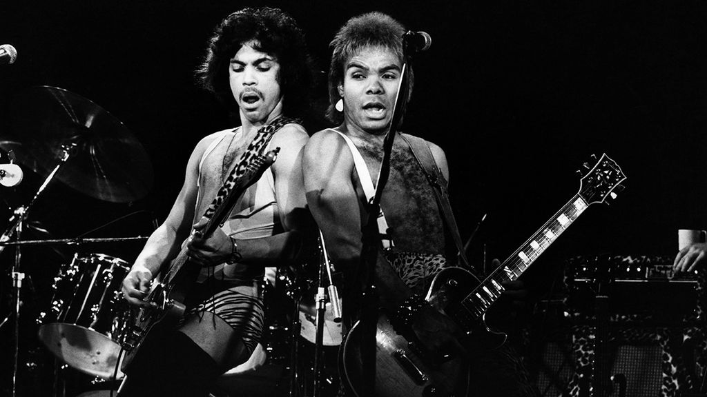 “They didn’t like his bikini underwear”: Prince’s support sets for the ...