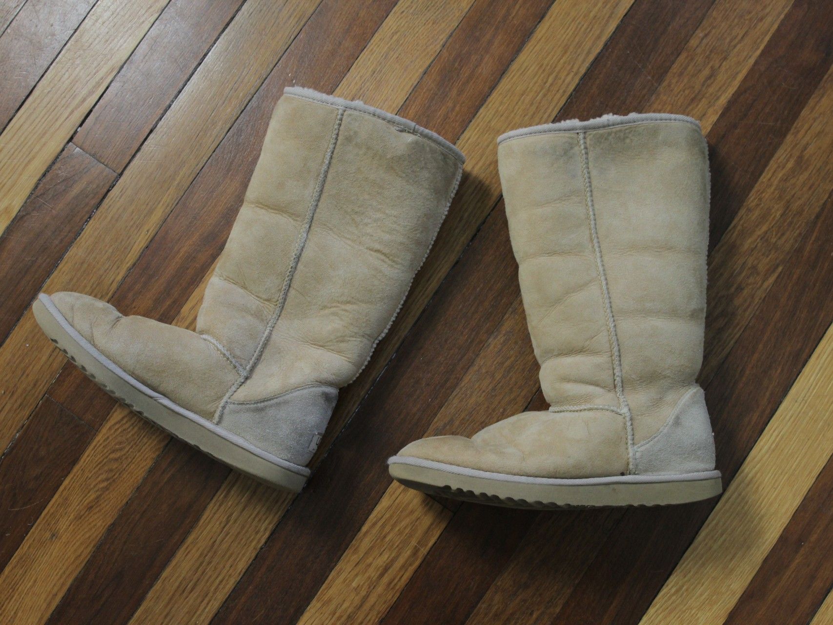 Restoring Ugg Boots | How to Clean Your Uggs So They Look New | Marie ...