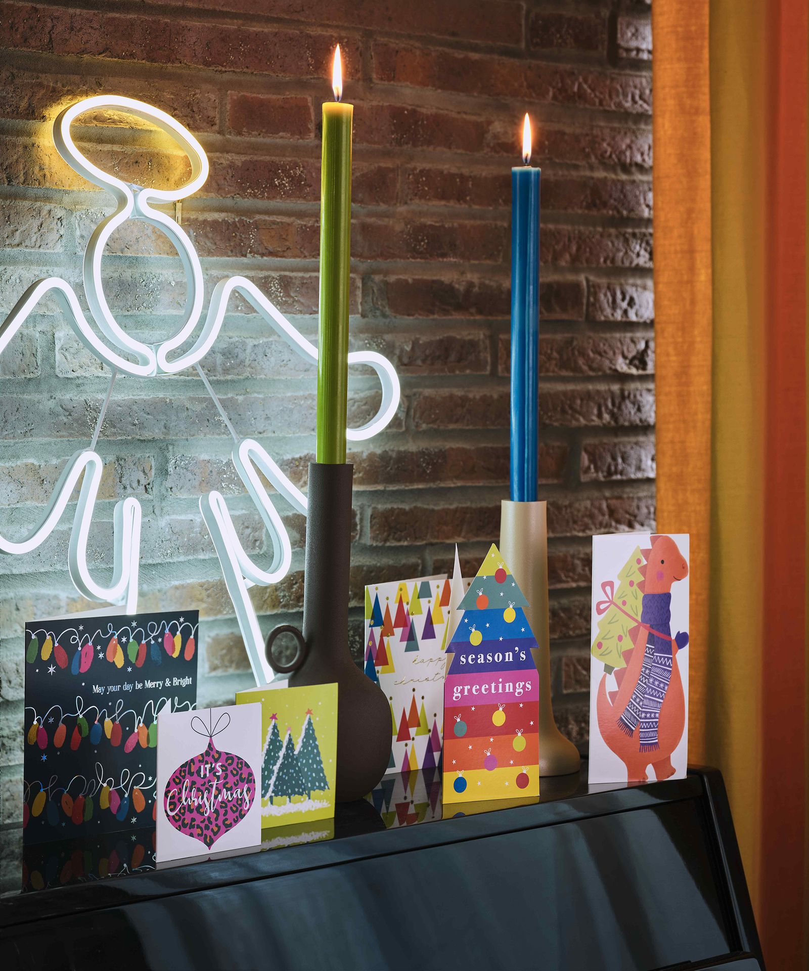Christmas card display ideas – 16 ways to turn cards into decor | Real ...