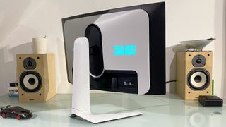 Alienware 32 AW3225QF review | PC Gamer