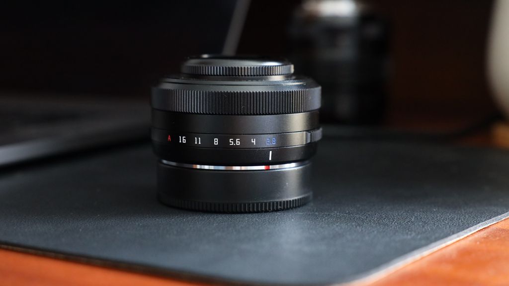 A mirrorless with a pancake lens makes a fantastic point-and-shoot ...