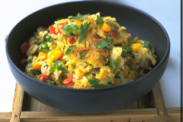 Egg fried rice with red peppers | Chinese Recipes | GoodtoKnow