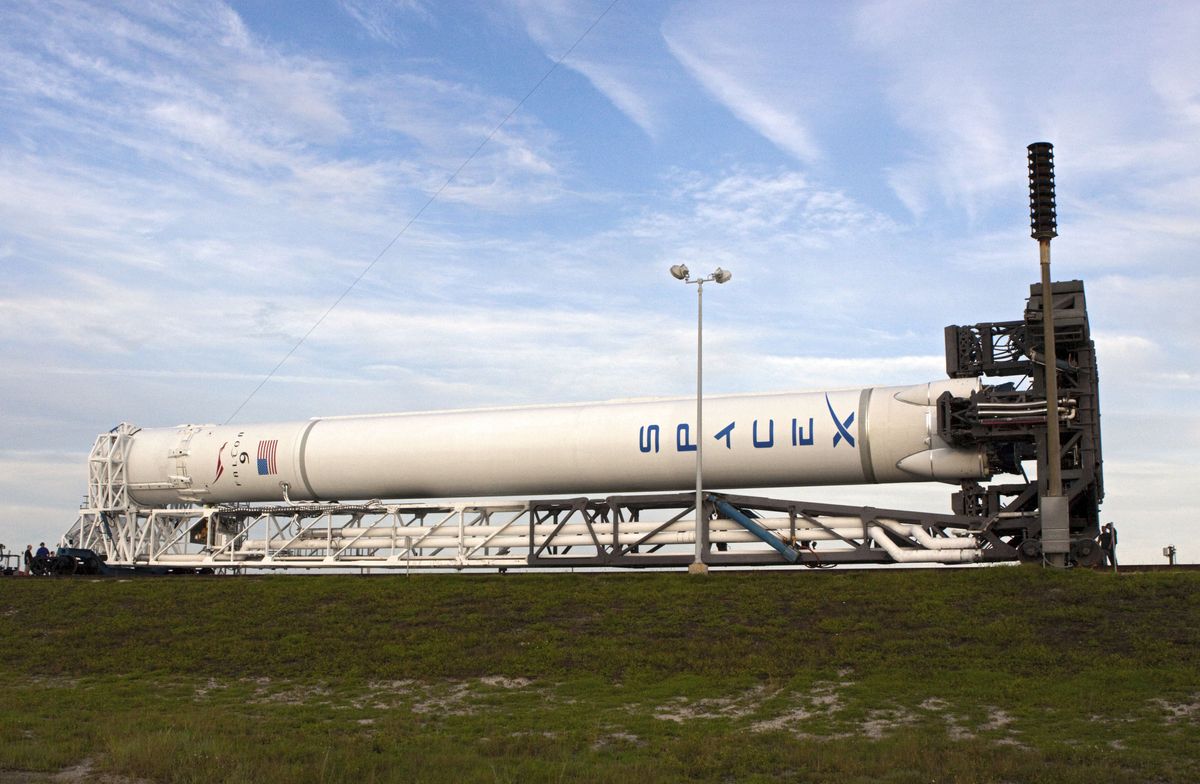 Private SpaceX Rocket Set for Space Station Delivery (Photos) | Space
