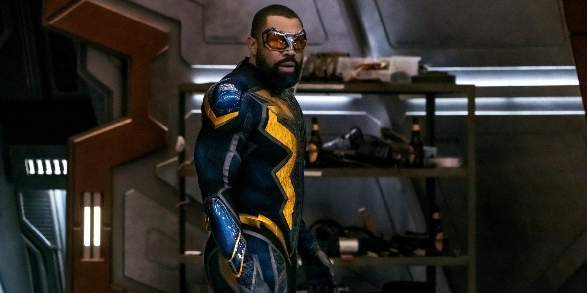 First Look At Black Lightning And Pariah Joining The Arrow-verse For ...