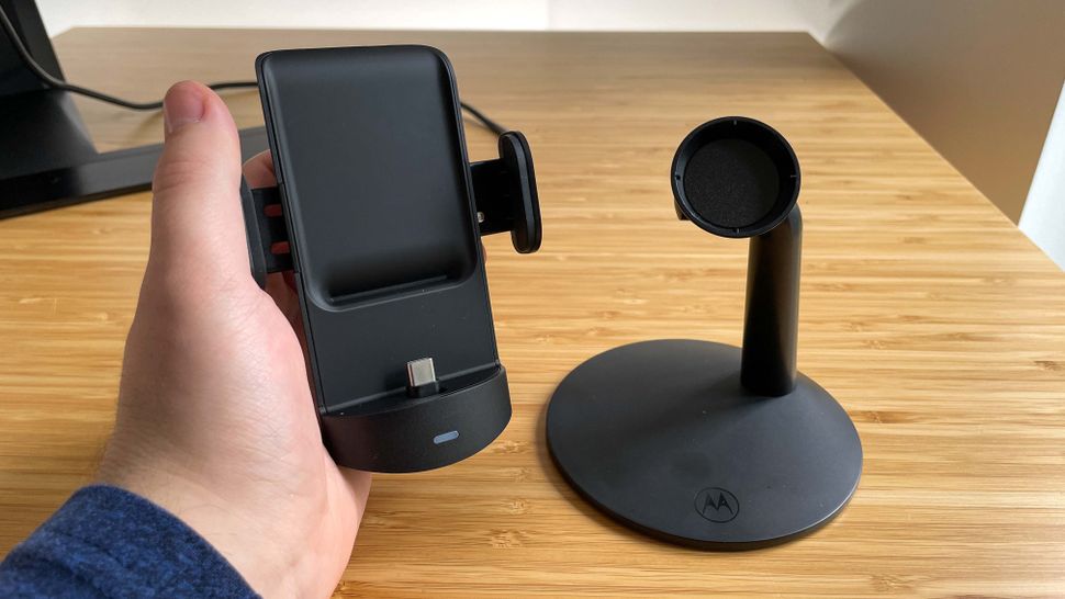 I spent a few days with Motorola’s Ready For desktop mode — it’s not ...