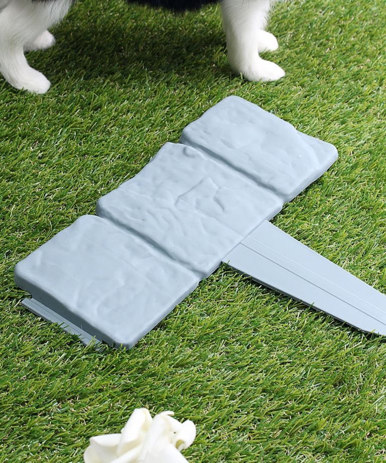 14 lawn edging ideas to enhance your lawn and landscape | Real Homes