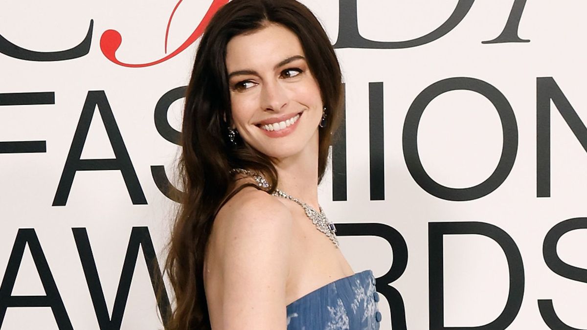 Anne Hathaway wore a controversial acid wash denim dress to CFDA Awards | Woman & Home