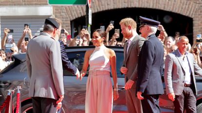 Prince Harry speaks German in Düsseldorf after admitting he 'wishes' he ...