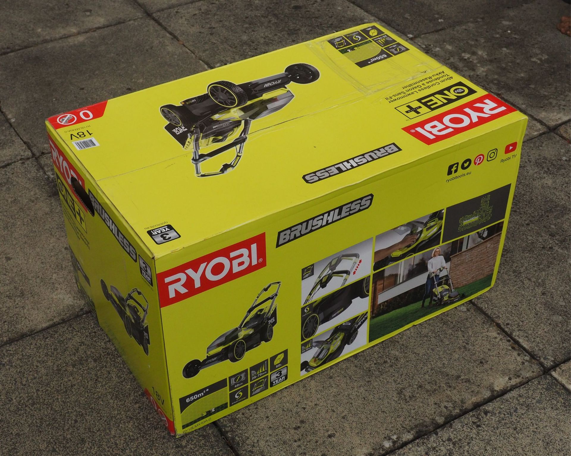 Ryobi 18V ONE+ 40cm Cordless Brushless Lawn Mower Review | Gardeningetc