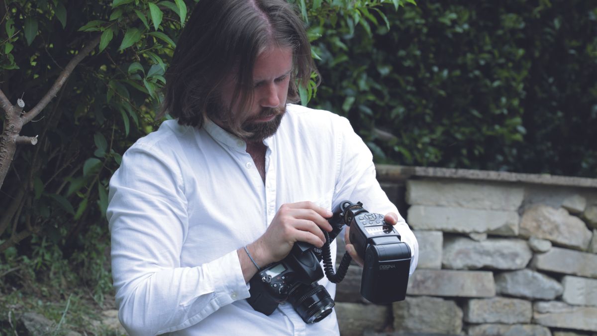 How to use flash for your photography: Make a mobile macro studio ...